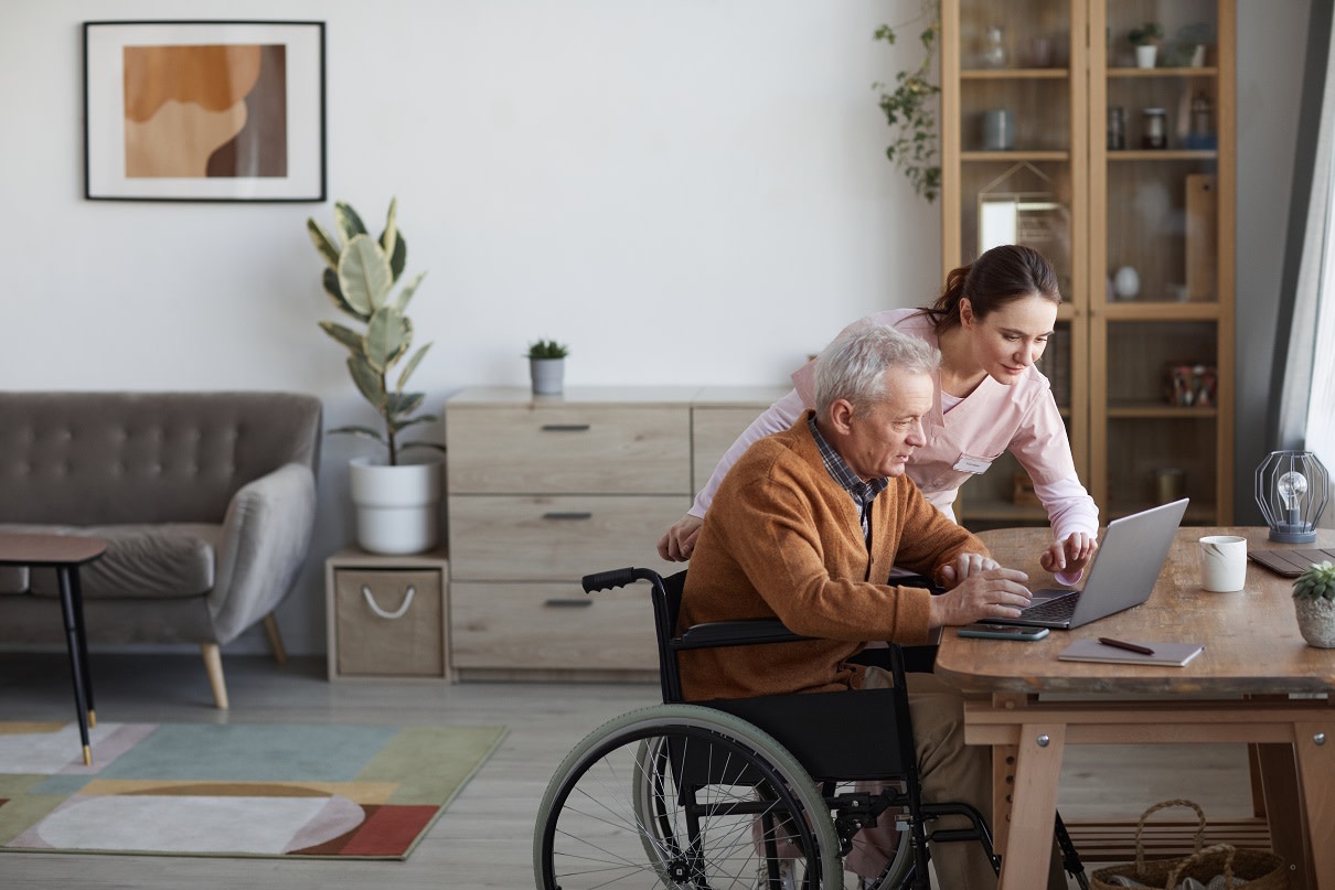 7 Types Of Senior Care Options You Should Consider | MyHealth1st